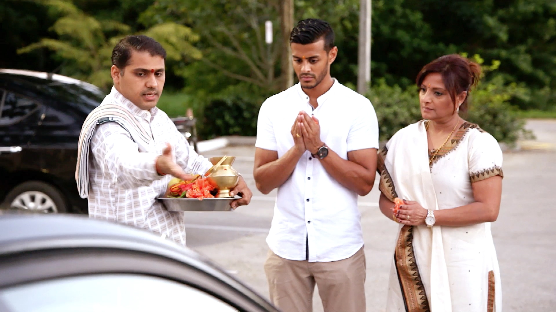 Watch Family Karma Episode: Family Secrets - USANetwork.com