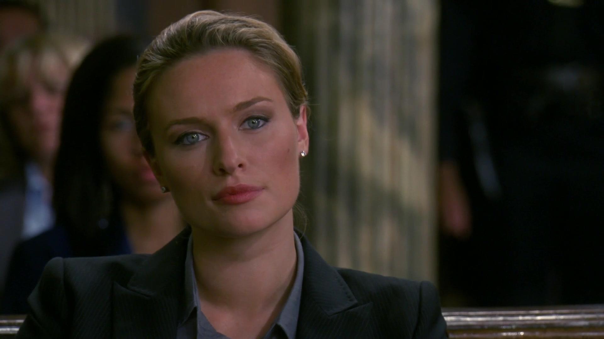 Watch Law & Order: Special Victims Unit Episode: Retro - USANetwork.com